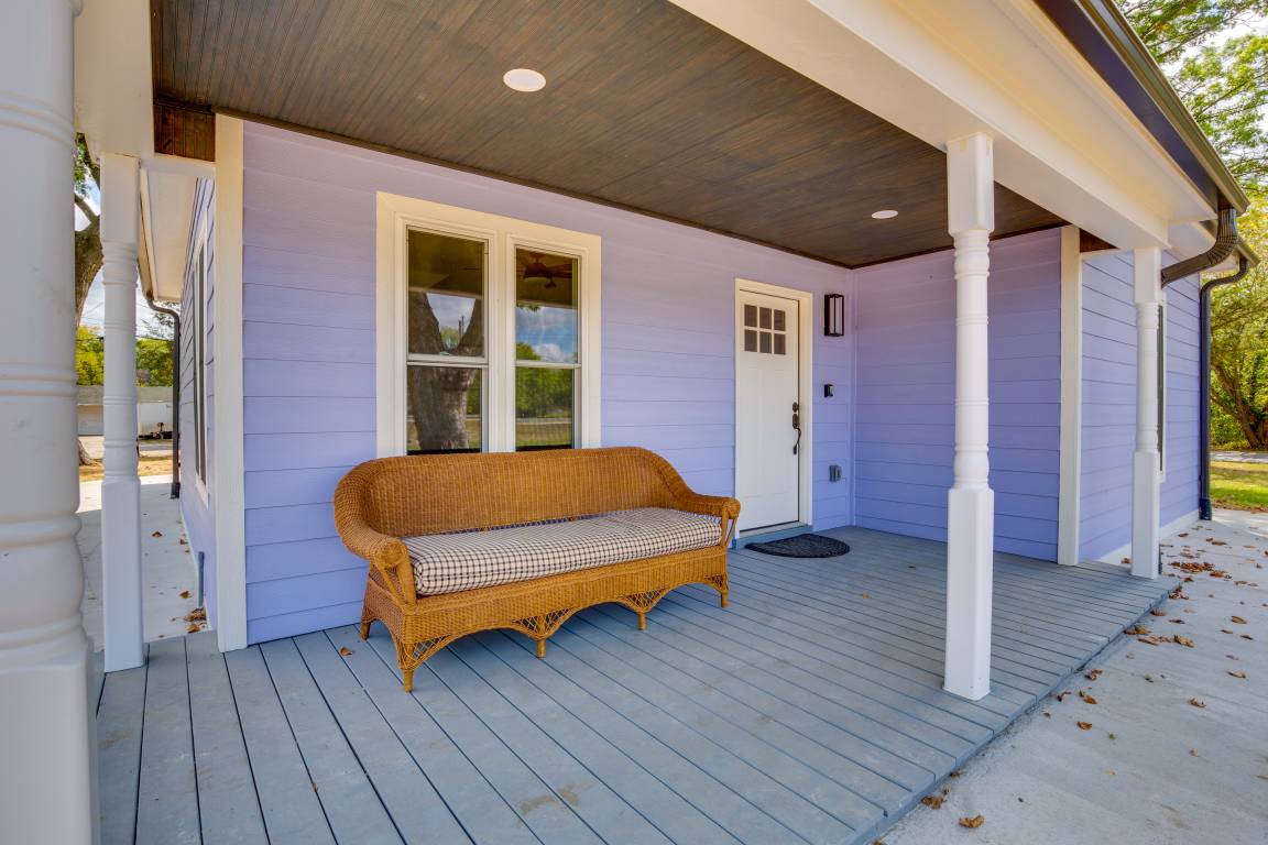 213 M² House ∙ 4 Bedrooms ∙ 10 Guests - Watkins Woolen Mill State Park and State Historic Site, Lawson