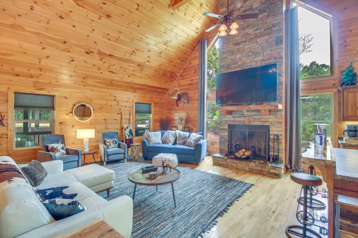 260 M² House ∙ 4 Bedrooms ∙ 12 Guests - Ellijay, GA