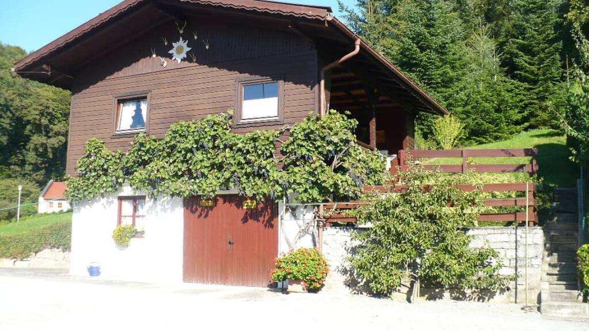 37 M² Ferienwohnung ∙ 1 Schlafzimmer ∙ 2 Gäste - Bad Birnbach