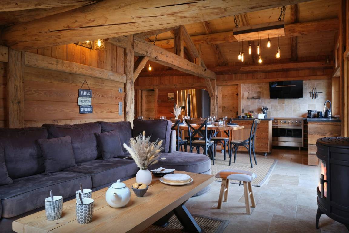 150 M² Chalet ∙ 5 Chambres ∙ 12 Personnes - Lac des Confins