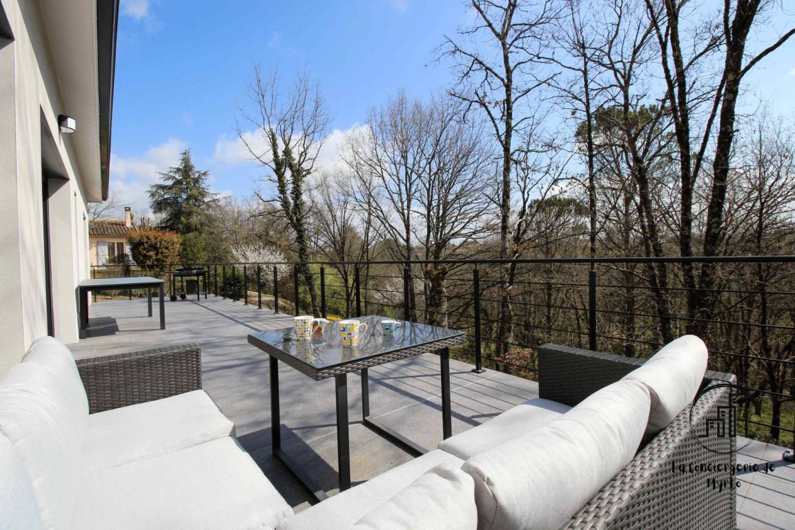 134 M² Gîte ∙ 4 Chambres ∙ 8 Personnes - Albi