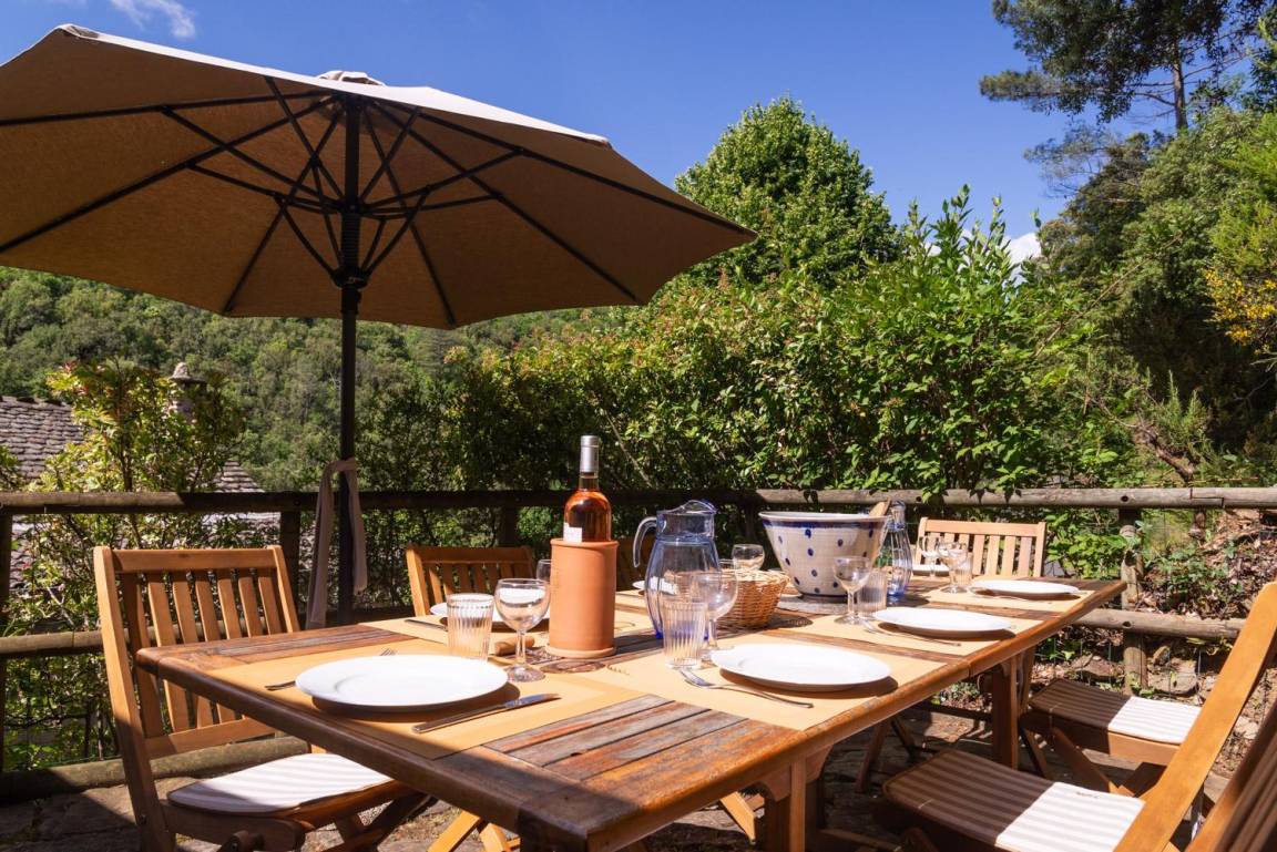 85 M² Gîte ∙ 3 Chambres ∙ 8 Personnes - Lozère