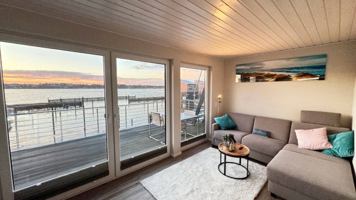 132 M² Ferienhaus ∙ 2 Schlafzimmer ∙ 4 Gäste - Schleswig