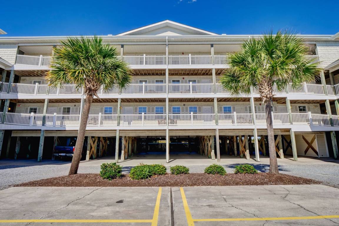 Hotel ∙ 1 Bedroom ∙ 4 Guests - Topsail Beach, NC