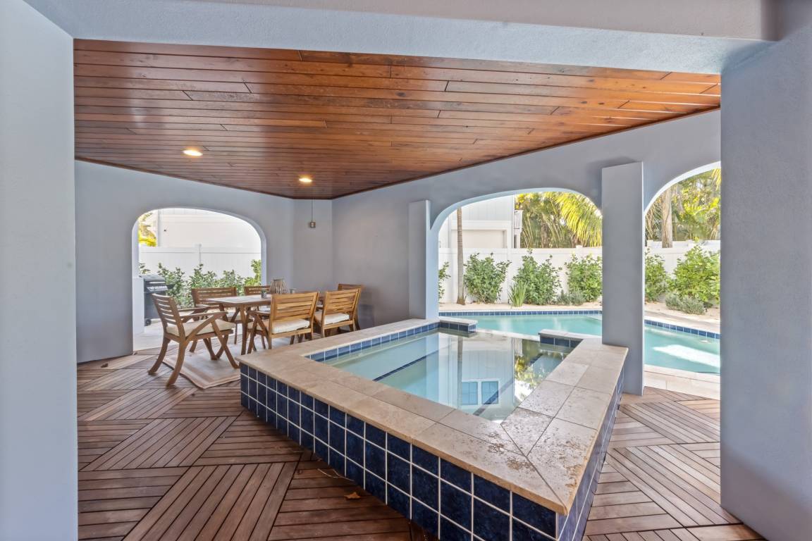 204 M² House ∙ 4 Bedrooms ∙ 8 Guests - Anna Maria Island, FL