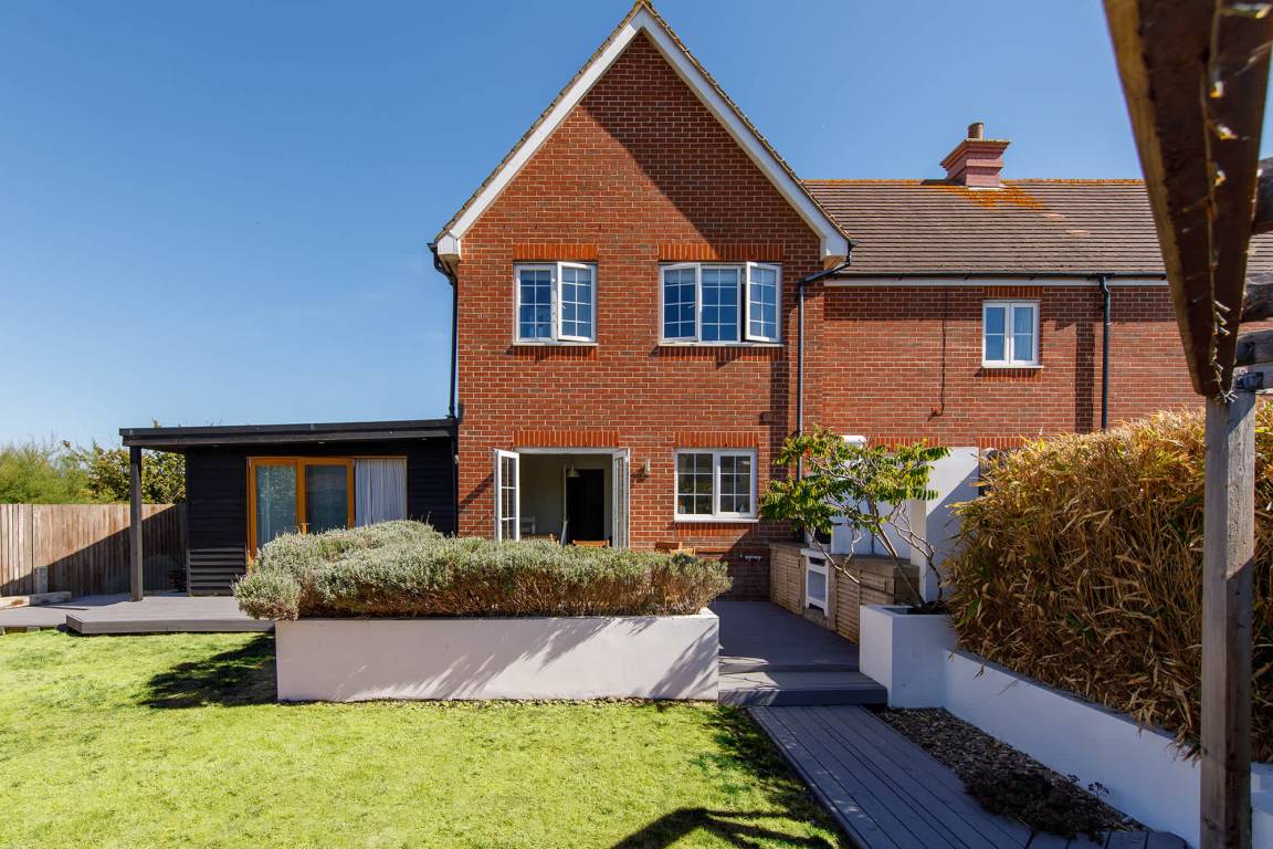 102 M² House ∙ 3 Bedrooms ∙ 6 Guests - Bosham