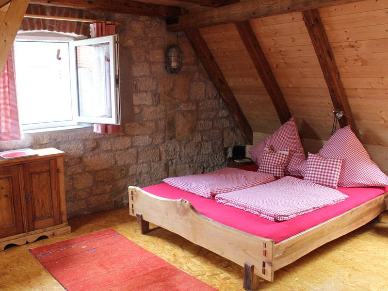 Ferienwohnung ∙ 2 Schlafzimmer ∙ 4 Gäste - Creglingen