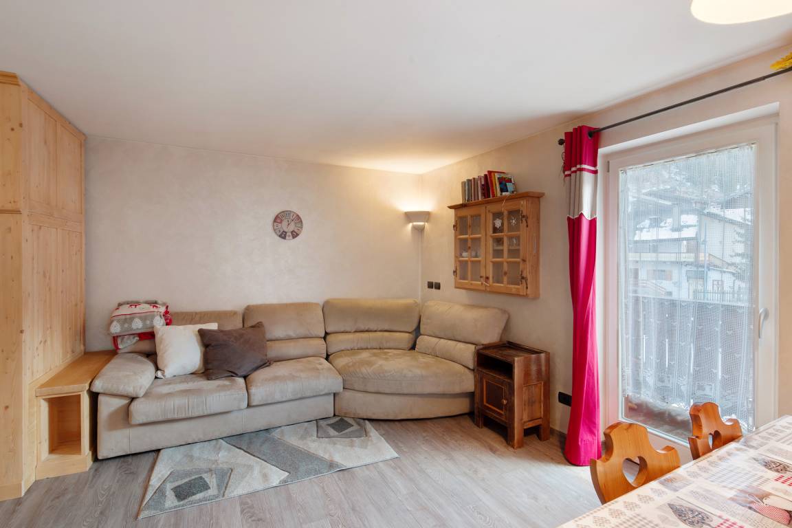 90 M² Appartamento ∙ 2 Camere Da Letto ∙ 4 Ospiti - Canazei