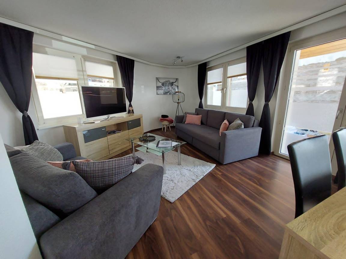 87 M² Ferienwohnung ∙ 2 Schlafzimmer ∙ 6 Gäste - Saas-Almagell