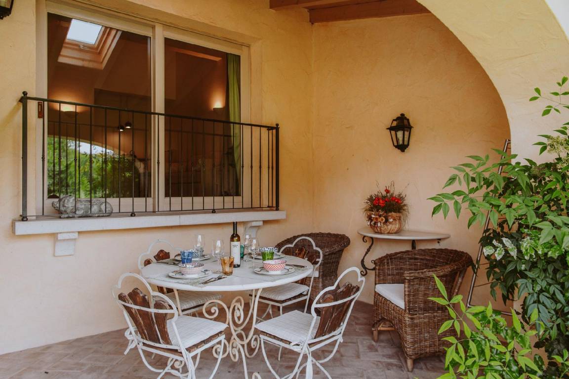 56 M² Apartamento ∙ 2 Habitaciones ∙ 4 Huéspedes - Gardone Riviera