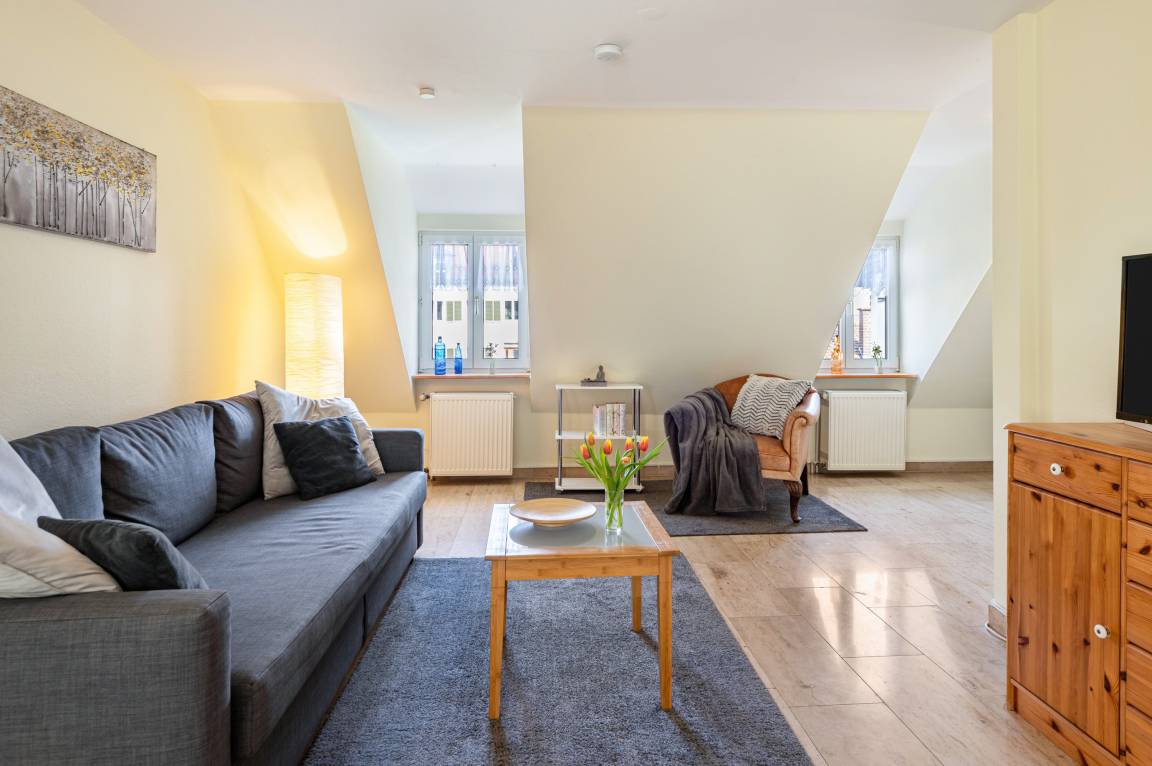 65 M² Ferienwohnung ∙ 1 Schlafzimmer ∙ 4 Gäste - Schliengen