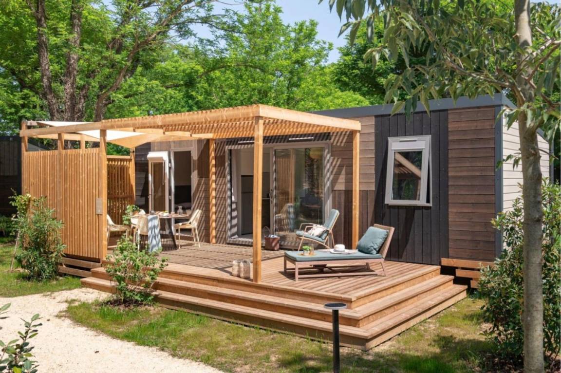 33 M² Camping ∙ 2 Chambres ∙ 4 Personnes - Millau