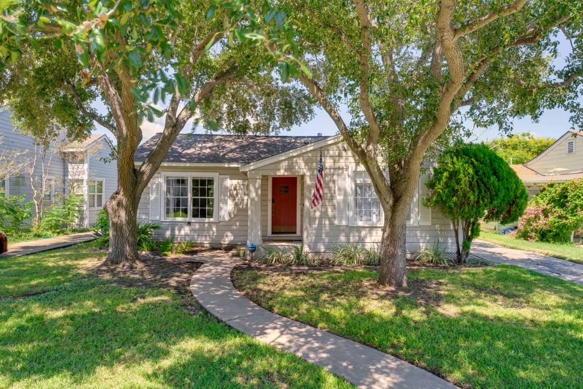 95 M² House ∙ 2 Bedrooms ∙ 5 Guests - Corpus Christi, TX