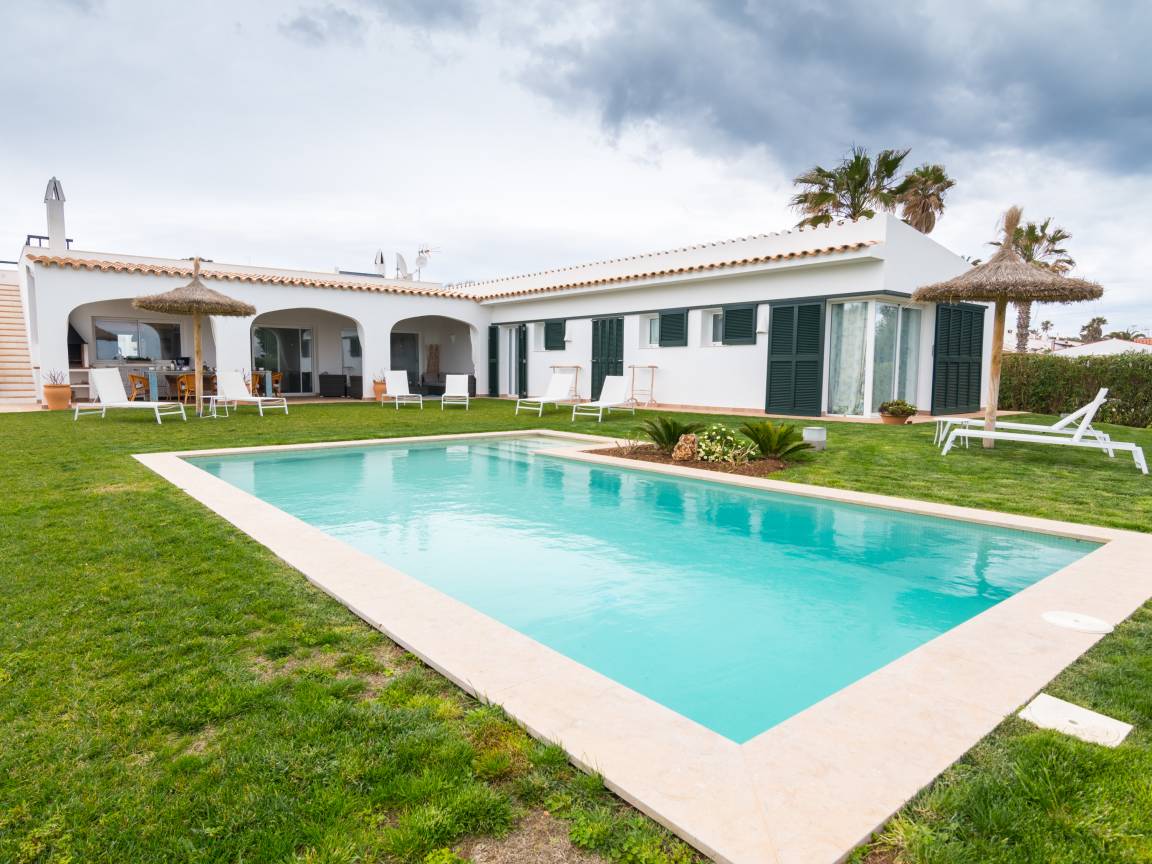 240 M² Villa ∙ 4 Habitaciones ∙ 8 Huéspedes - Binibeca