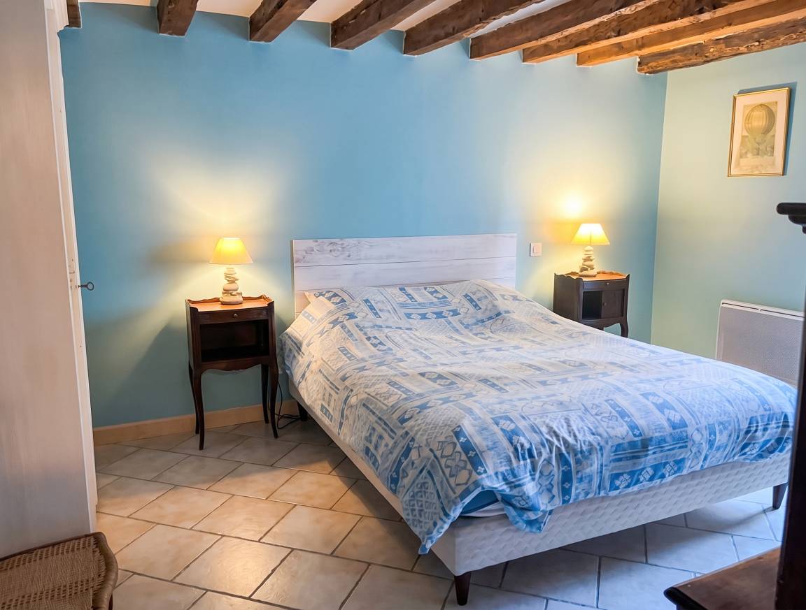 160 M² Casa ∙ 3 Habitaciones ∙ 6 Huéspedes - Gien