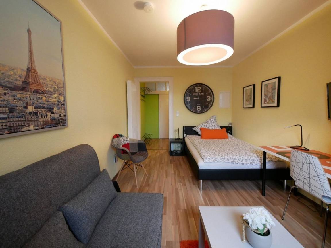 30 M² Appartement ∙ 1 Chambre ∙ 1 Personne - Langenfeld
