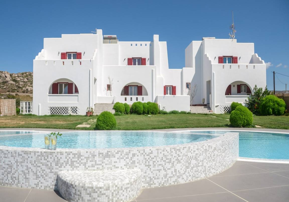 Villa ∙ 3 Bedrooms ∙ 9 Guests - Naxos
