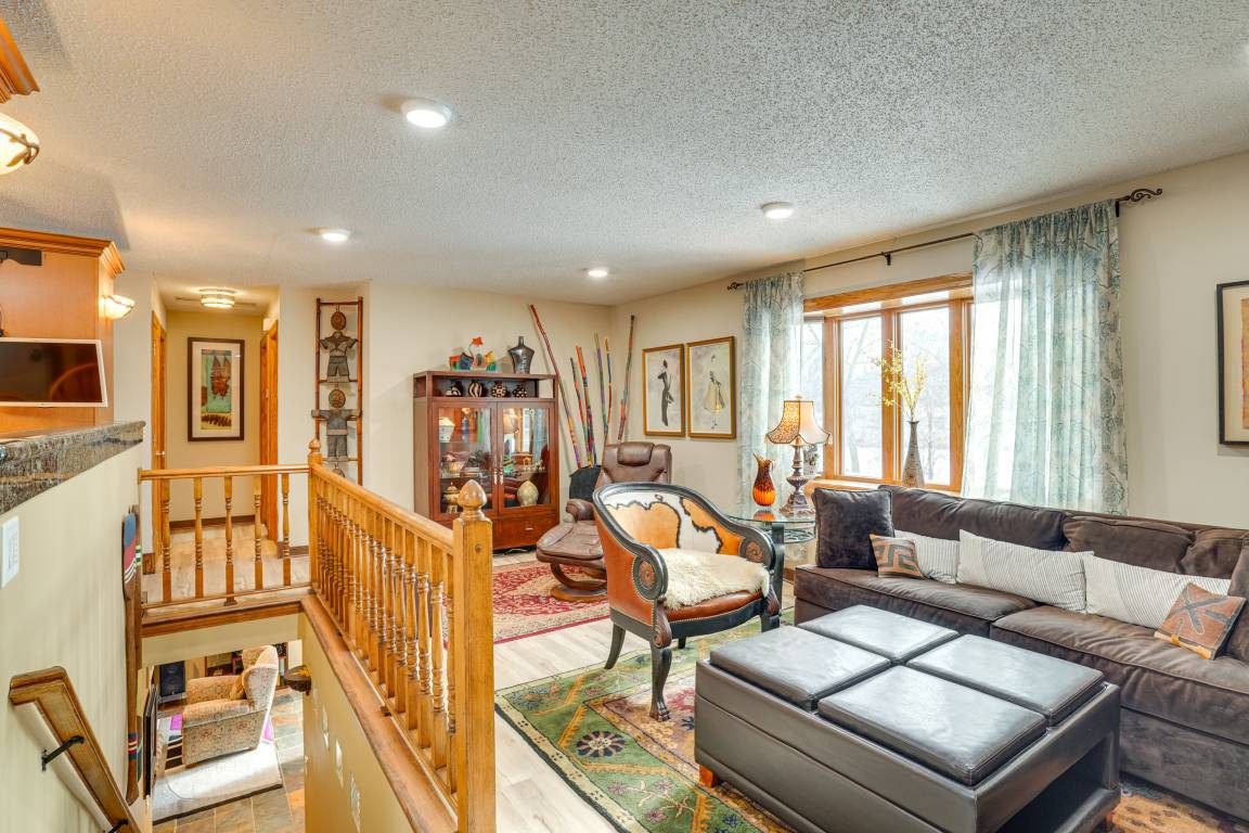 148 M² House ∙ 3 Bedrooms ∙ 6 Guests - Bloomington, MN