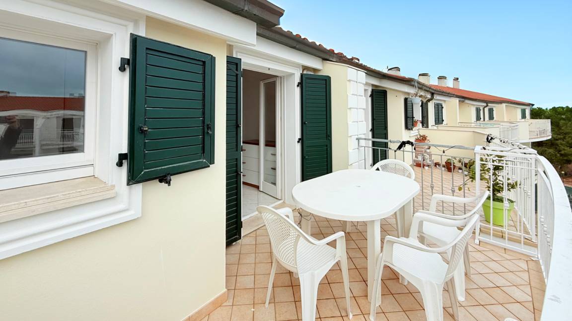 Apartment ∙ 2 Bedrooms ∙ 6 Guests - Recanati