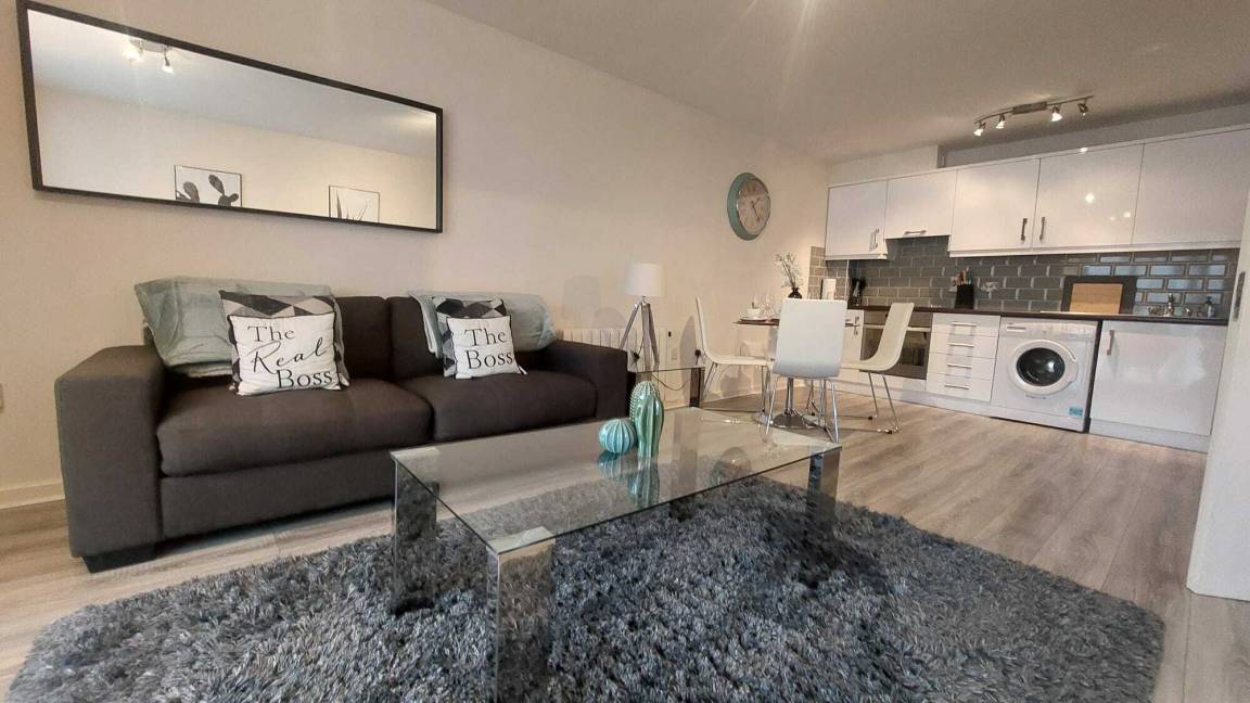 65 M² Apartment ∙ 2 Bedrooms ∙ 4 Guests - Dún Laoghaire