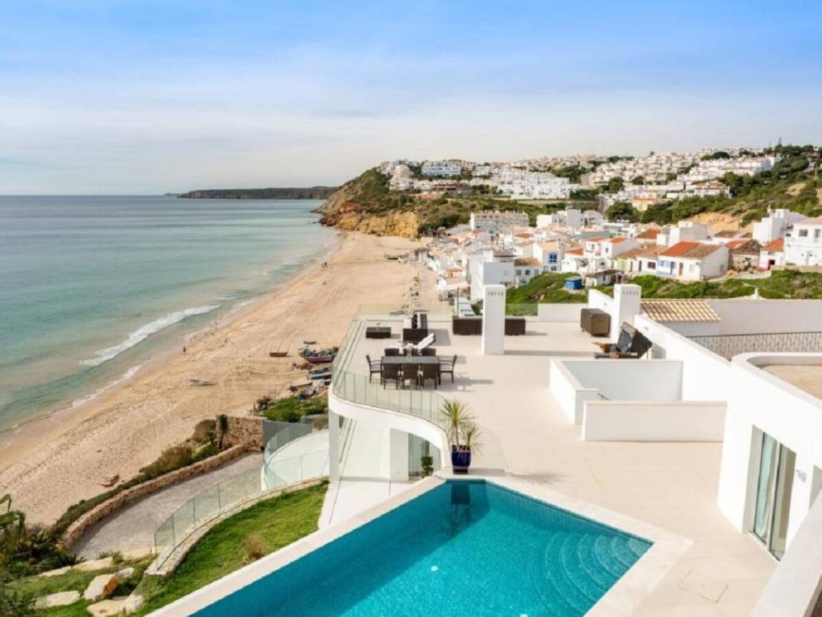 474 M² Villa ∙ 4 Bedrooms ∙ 8 Guests - Sagres