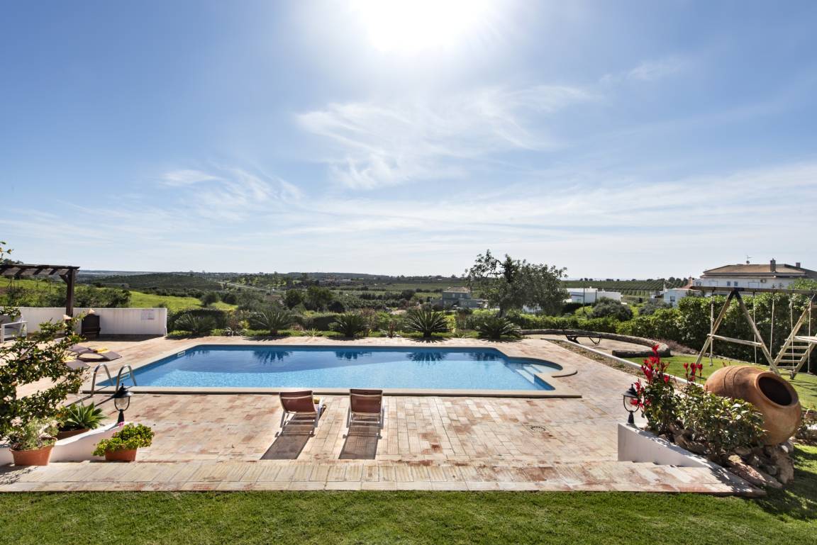 232 M² Casa Rural ∙ 3 Habitaciones ∙ 6 Huéspedes - Altura, Portugal