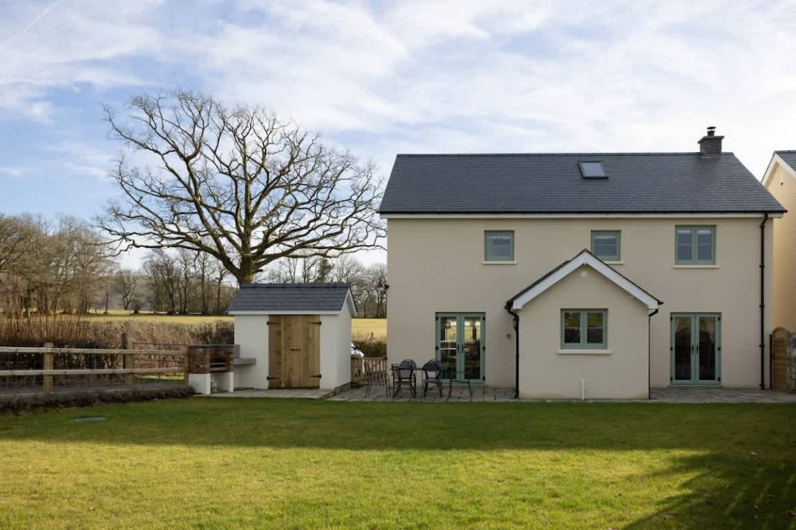 100 M² Apartment ∙ 3 Bedrooms ∙ 6 Guests - Llandovery