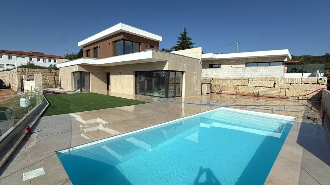 260 M² Villa ∙ 3 Chambres ∙ 7 Personnes - Boiro