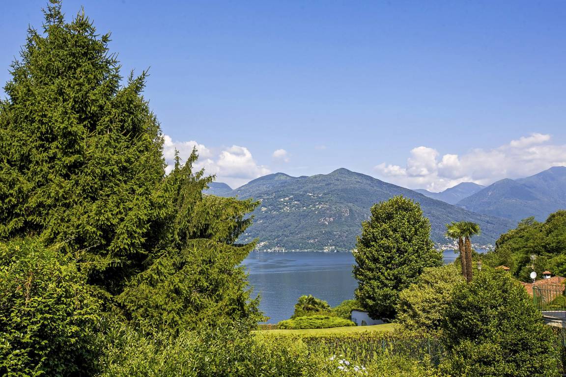 85 M² Huis ∙ 2 Slaapkamers ∙ 4 Gasten - Luino