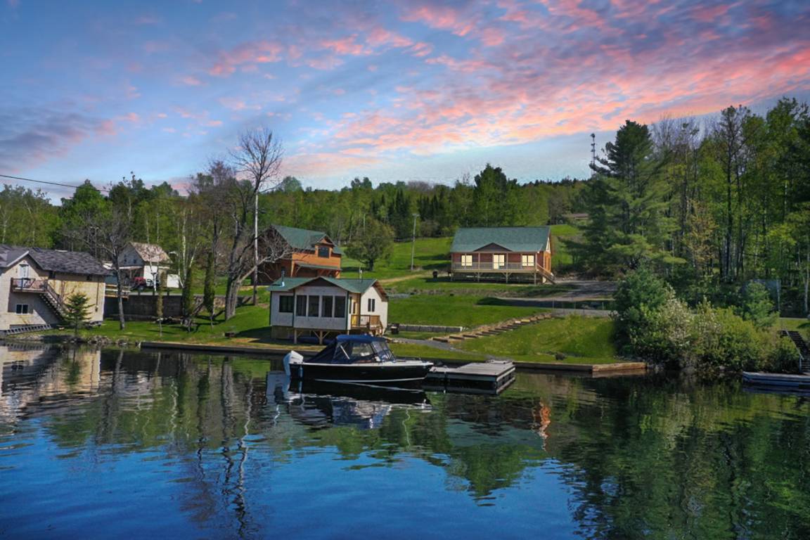 House ∙ 3 Bedrooms ∙ 8 Guests - Mount Kineo State Park, Greenville