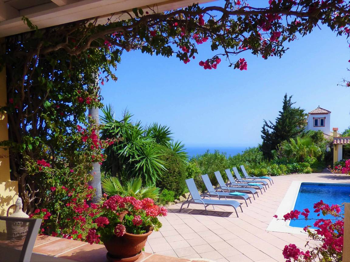 150 M² Ferienhaus ∙ 3 Schlafzimmer ∙ 6 Gäste - Estepona