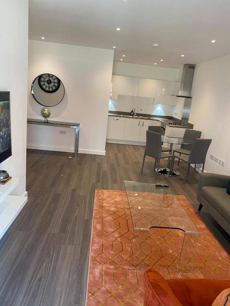 90 M² Appartement ∙ 3 Chambres ∙ 6 Personnes - Thurrock