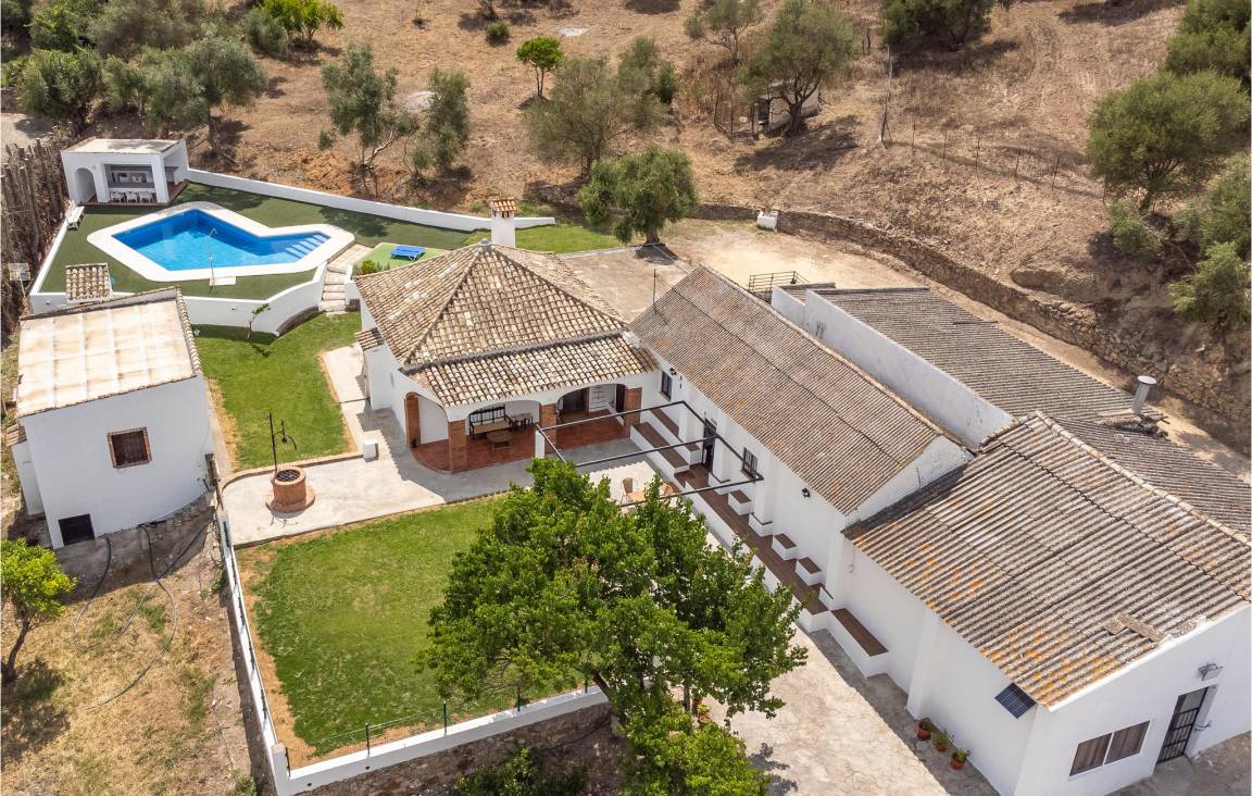 170 M² Casa ∙ 7 Habitaciones ∙ 14 Huéspedes - Algar