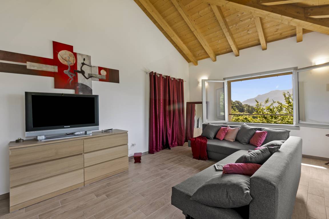 70 M² Apartment ∙ 1 Bedroom ∙ 4 Guests - Varese