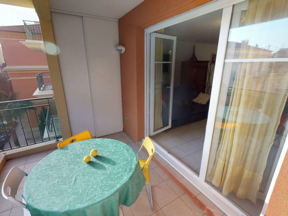 70 M² Apartment ∙ 2 Bedrooms ∙ 6 Guests - Menton
