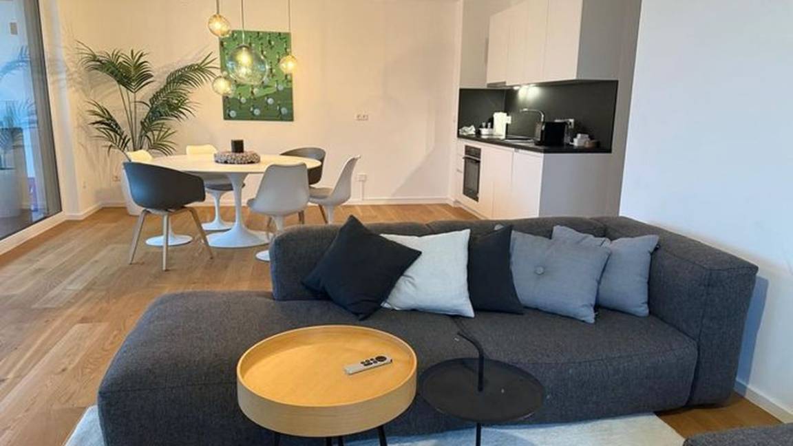 83 M² Ferienwohnung ∙ 1 Schlafzimmer ∙ 2 Gäste - Hagnau am Bodensee
