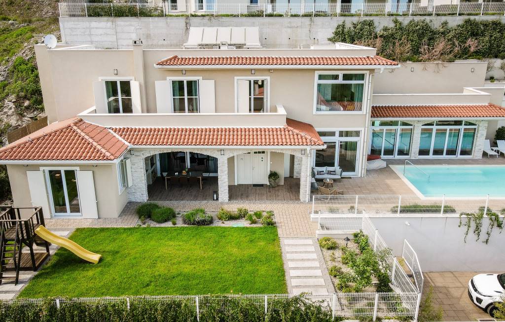 400 M² Villa ∙ 5 Schlafzimmer ∙ 8 Gäste - Rijeka