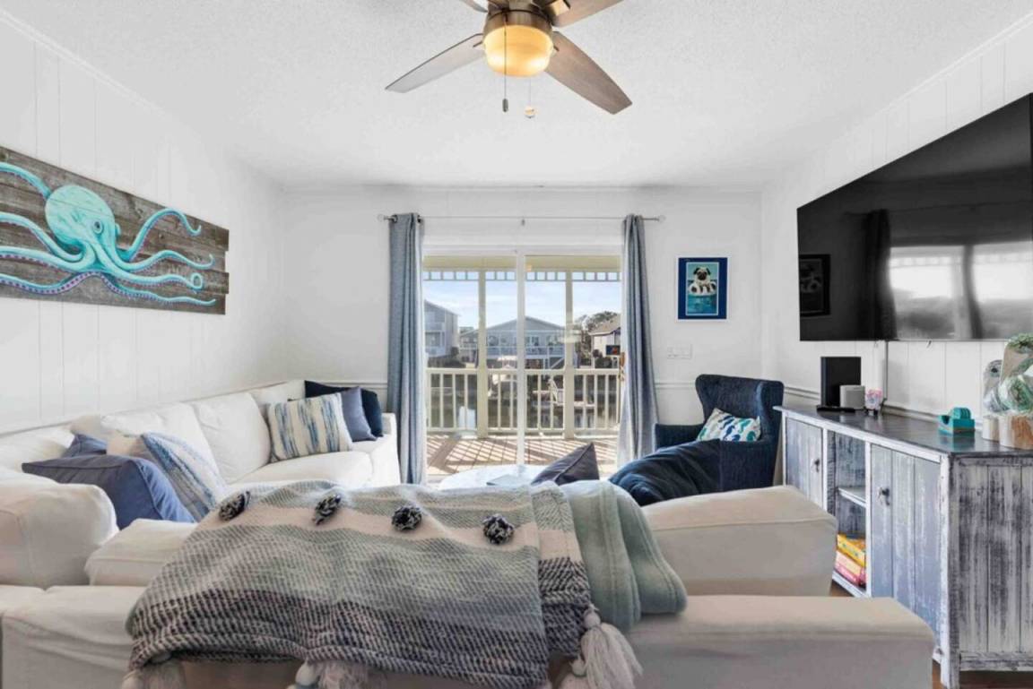 46 M² Cottage ∙ 4 Bedrooms ∙ 11 Guests - Ocean Isle Beach, NC