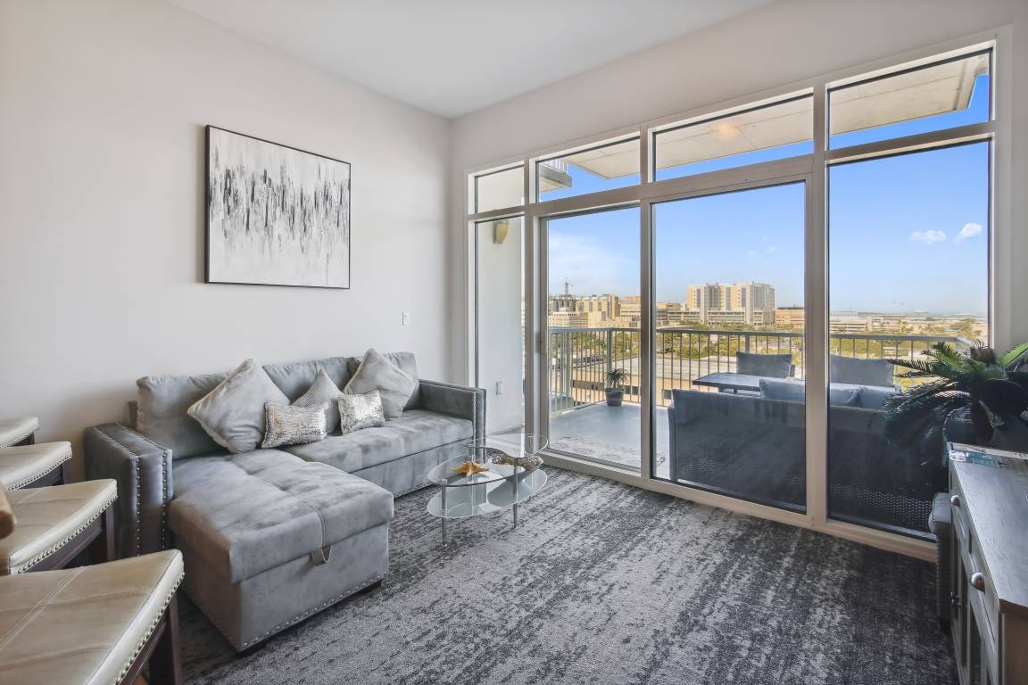 77 M² Apartamento ∙ 2 Habitaciones ∙ 6 Huéspedes - Texas City