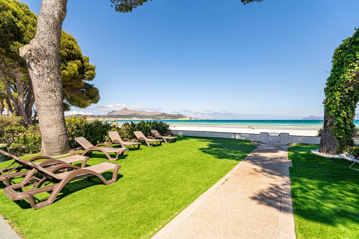 240 M² Villa ∙ 4 Bedrooms ∙ 8 Guests - Alcúdia