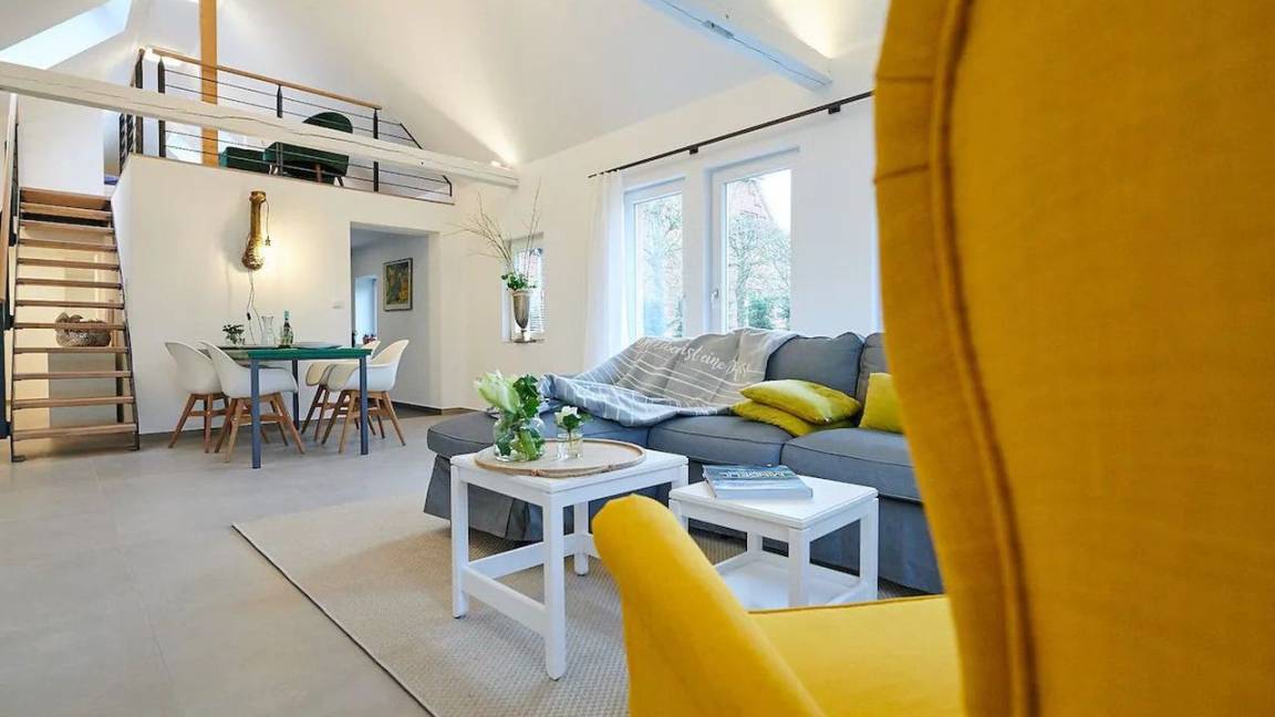 100 M² Ferienhaus ∙ 1 Schlafzimmer ∙ 4 Gäste - Westerstede