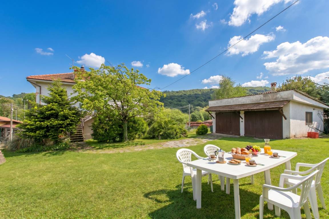 87 M² Talo ∙ 2 Makuuhuonetta ∙ 4 Vierasta - Verbania