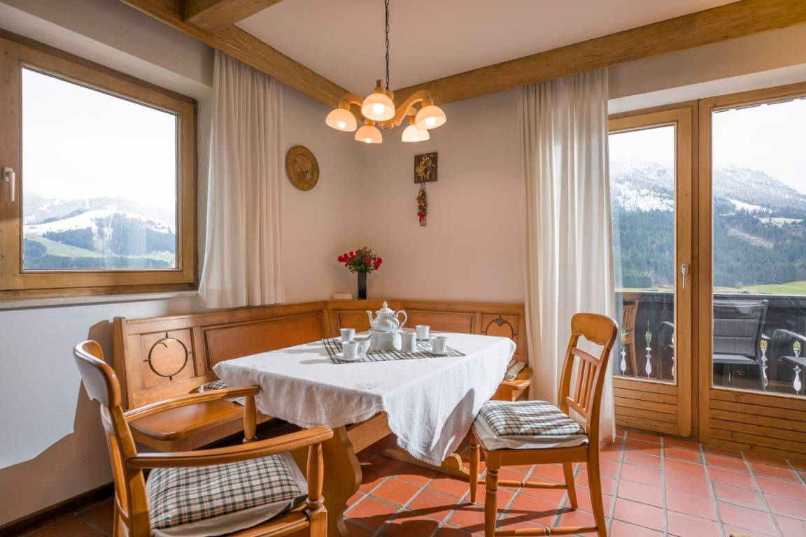95 M² Apartment ∙ 2 Bedrooms ∙ 4 Guests - Kitzbuhel