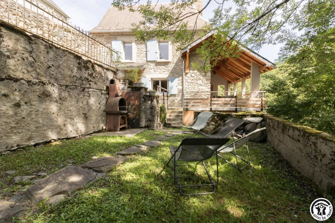 100 M² Gîte ∙ 4 Chambres ∙ 9 Personnes - Loudenvielle