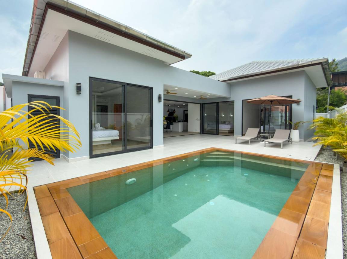 150 M² Villa ∙ 3 Bedrooms ∙ 6 Guests - Phuket