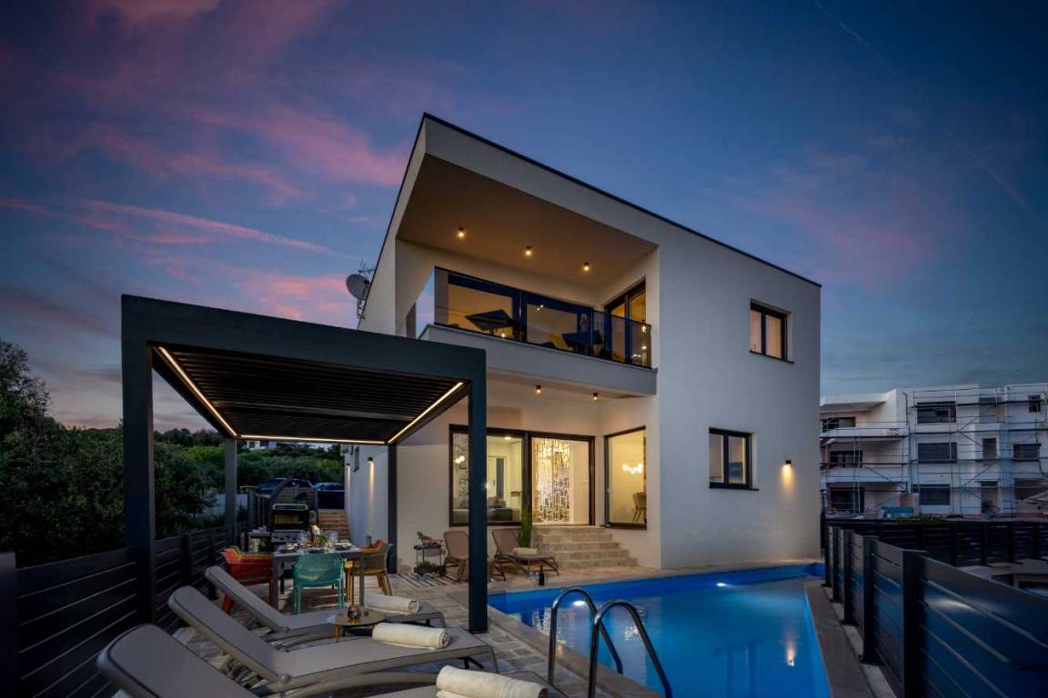 239 M² Villa ∙ 5 Habitaciones ∙ 10 Huéspedes - Pirovac