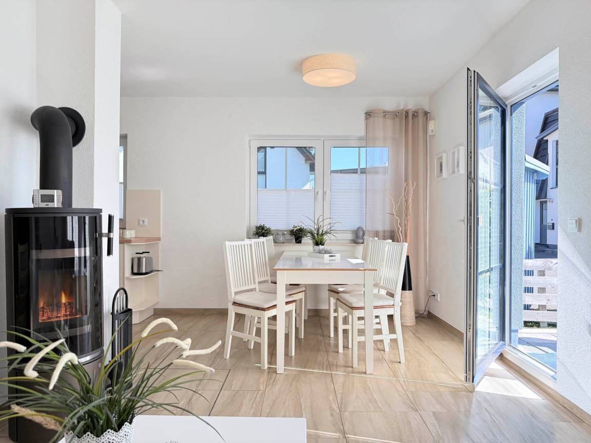 85 M² Ferienhaus ∙ 3 Schlafzimmer ∙ 6 Gäste - Zingst