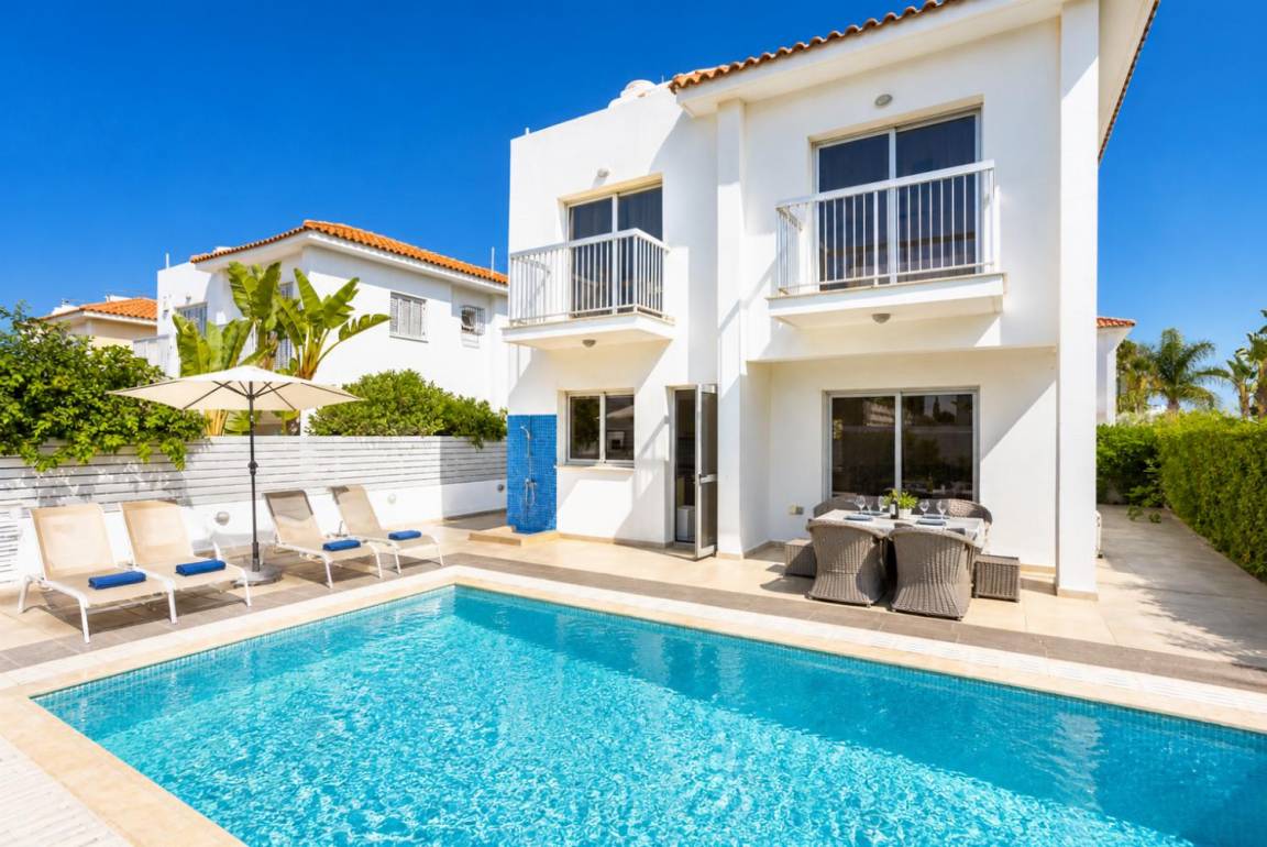 180 M² Villa ∙ 3 Habitaciones ∙ 6 Huéspedes - Ayia Napa