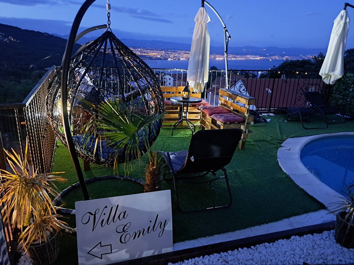 Apartment ∙ 4 Bedrooms ∙ 8 Guests - Lovran