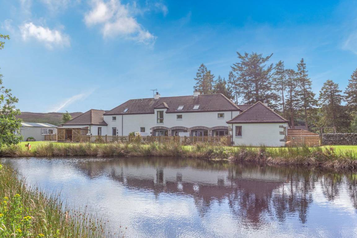 Cottage ∙ 2 Bedrooms ∙ 4 Guests - Newtonmore